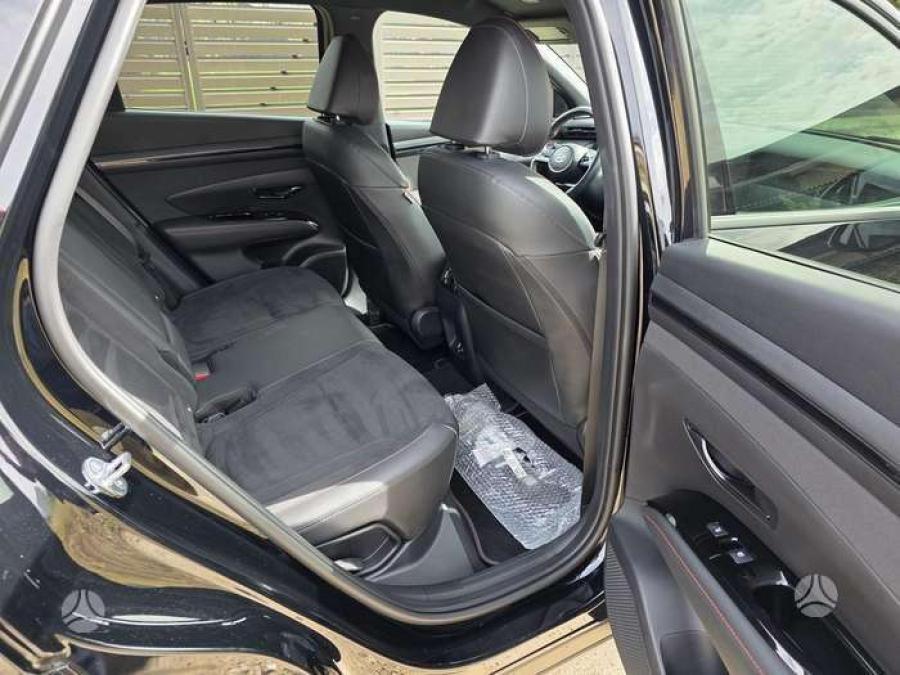 Black Hyundai Tucson 2024 in Siauliai, with an engine capacity of 1.60 L and mileage of 83 thousand km for 25700 €, photo 20 on AUTOMOTO.COM.LV
