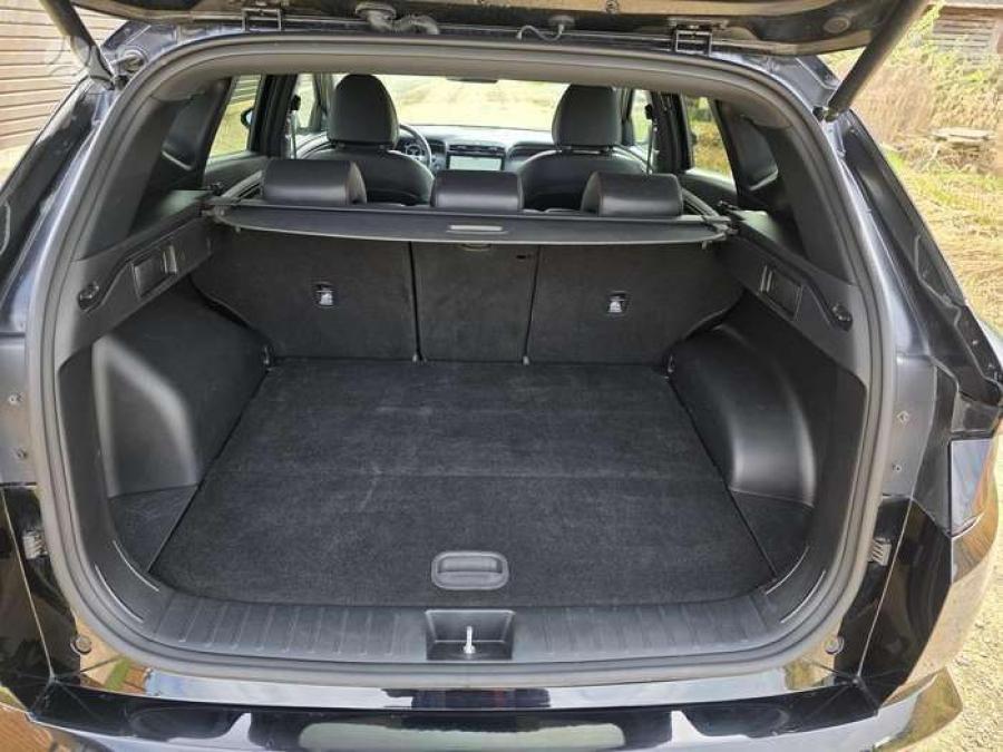 Black Hyundai Tucson 2024 in Siauliai, with an engine capacity of 1.60 L and mileage of 83 thousand km for 25700 €, photo 22 on AUTOMOTO.COM.LV