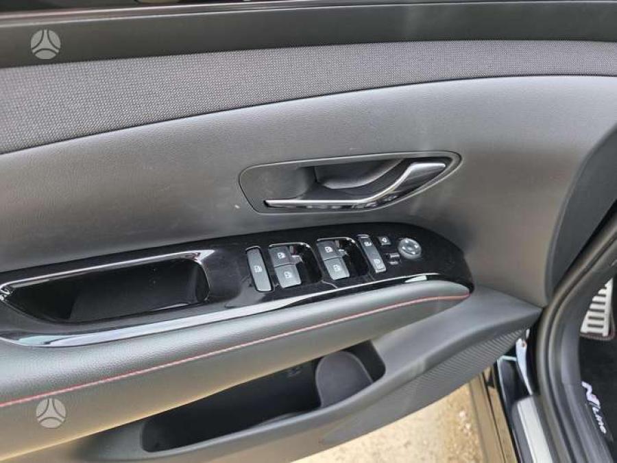 Black Hyundai Tucson 2024 in Siauliai, with an engine capacity of 1.60 L and mileage of 83 thousand km for 25700 €, photo 28 on AUTOMOTO.COM.LV