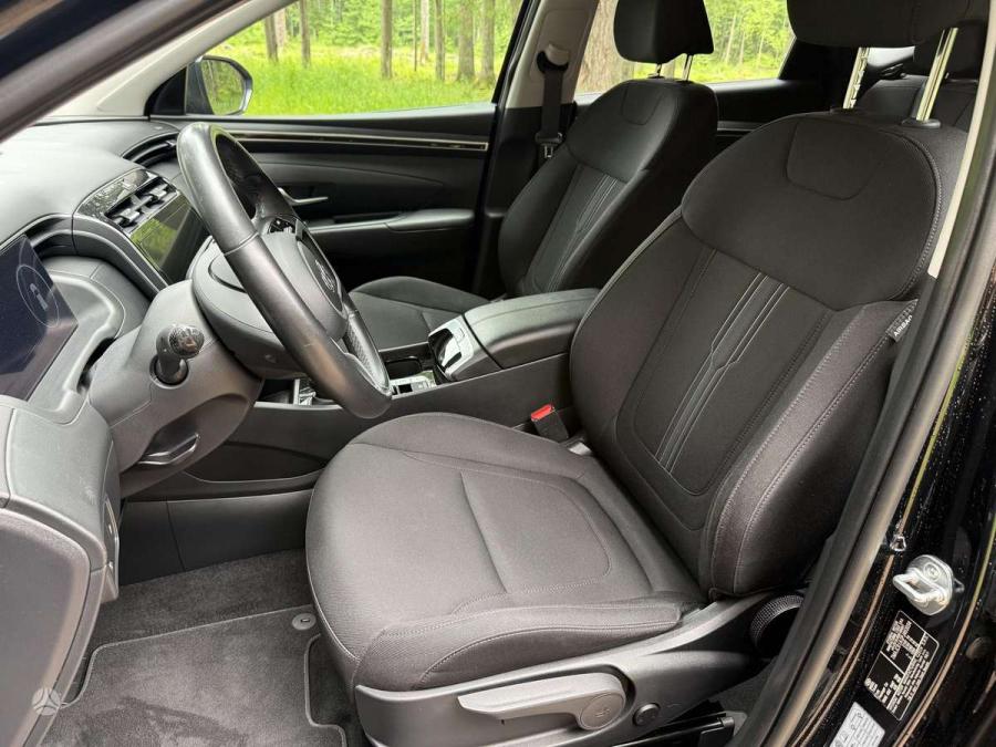 Melns Hyundai Tucson 2024 Tauragė, ar dzinēja tilpumu 1.60 L un nobraukumu 157 tūkst. km par 19500 €, foto 12 vietnē AUTOMOTO.COM.LV