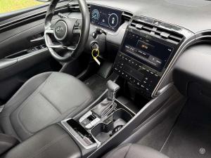 Melns Hyundai Tucson 2024 Tauragė, ar dzinēja tilpumu 1.60 L un nobraukumu 157 tūkst. km par 19500 €, foto 17 vietnē AUTOMOTO.COM.LV