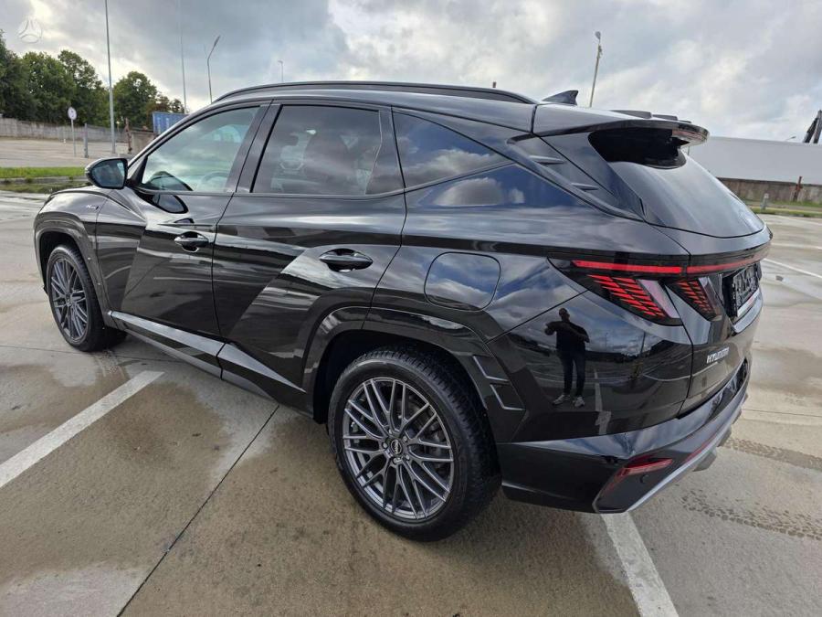 Black Hyundai Tucson 2024 in Siauliai, with an engine capacity of 1.60 L and mileage of 84 thousand km for 25750 €, photo 9 on AUTOMOTO.COM.LV