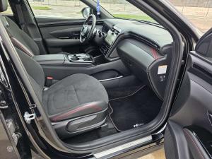 Black Hyundai Tucson 2024 in Siauliai, with an engine capacity of 1.60 L and mileage of 84 thousand km for 25750 €, photo 12 on AUTOMOTO.COM.LV