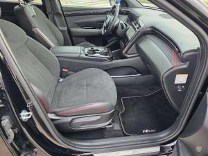 Black Hyundai Tucson 2024 in Siauliai, with an engine capacity of 1.60 L and mileage of 84 thousand km for 25750 €, photo 13 on AUTOMOTO.COM.LV