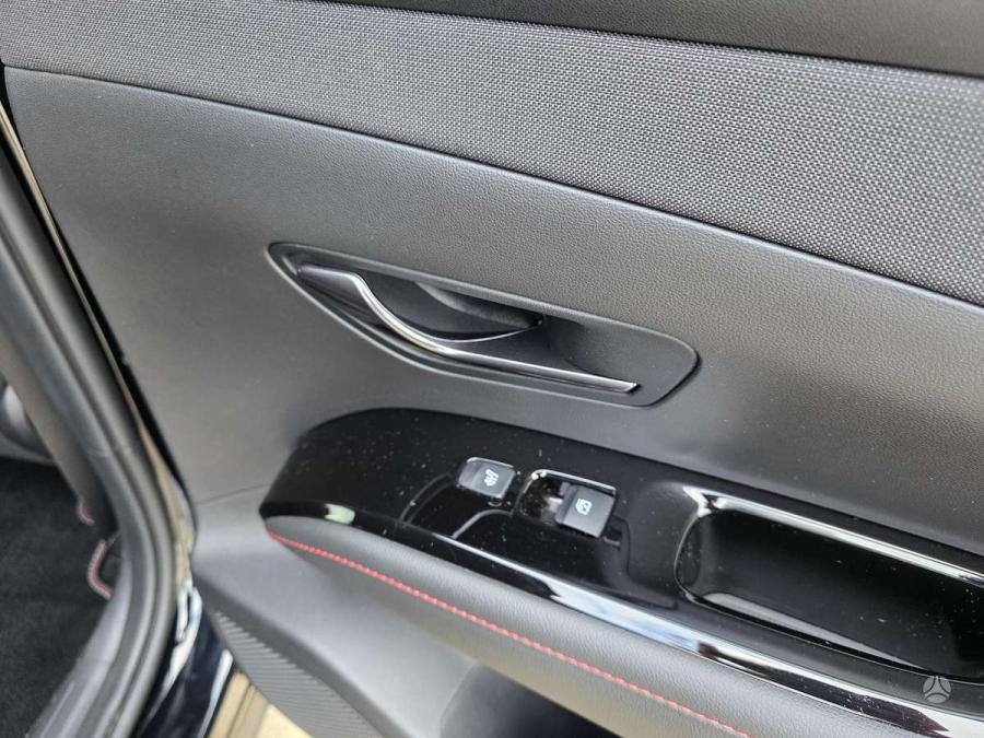 Black Hyundai Tucson 2024 in Siauliai, with an engine capacity of 1.60 L and mileage of 84 thousand km for 25750 €, photo 15 on AUTOMOTO.COM.LV