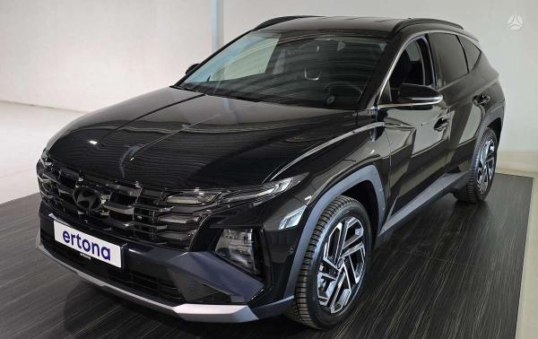 Black Hyundai Tucson 2025 in Siauliai, with an engine capacity of 1.60 L and mileage of 9 thousand km for 30900 €, photo 2 on AUTOMOTO.COM.LV