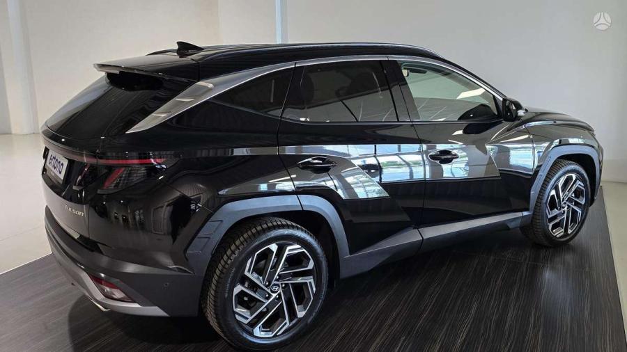 Melns Hyundai Tucson 2025 Šauļi, ar dzinēja tilpumu 1.60 L un nobraukumu 9 tūkst. km par 30900 €, foto 4 vietnē AUTOMOTO.COM.LV