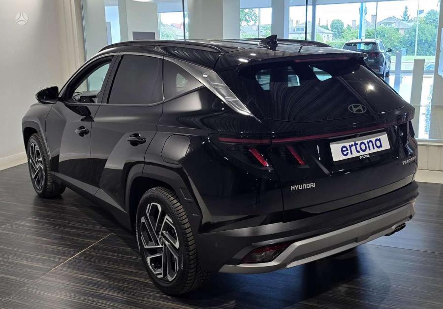Melns Hyundai Tucson 2025 Šauļi, ar dzinēja tilpumu 1.60 L un nobraukumu 9 tūkst. km par 30900 €, foto 5 vietnē AUTOMOTO.COM.LV