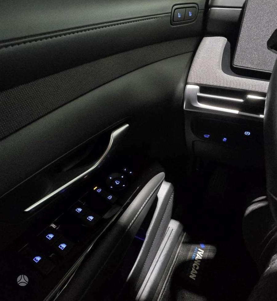 Melns Hyundai Tucson 2025 Šauļi, ar dzinēja tilpumu 1.60 L un nobraukumu 9 tūkst. km par 30900 €, foto 14 vietnē AUTOMOTO.COM.LV