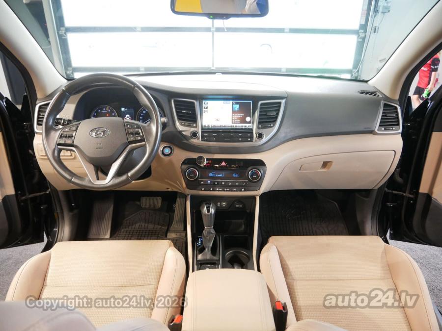 Melns Hyundai Tucson 2018 Tallina, ar dzinēja tilpumu 1.60 L un nobraukumu 197 tūkst. km par 10990 €, foto 6 vietnē AUTOMOTO.COM.LV