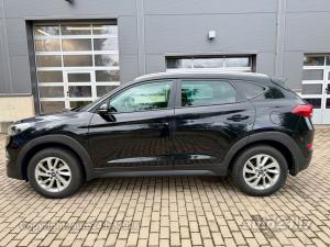 Melns Hyundai Tucson 2018 Tartu, ar dzinēja tilpumu 1.60 L un nobraukumu 72 tūkst. km par 12990 €, foto 3 vietnē AUTOMOTO.COM.LV