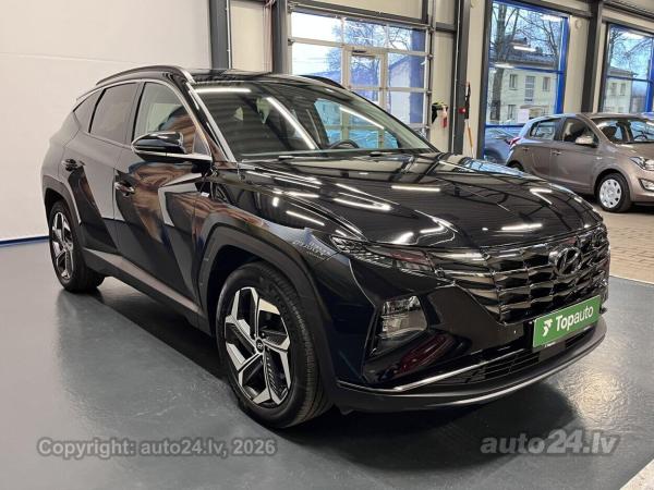 Black Hyundai Tucson 2021 in Tallinn, with an engine capacity of 1.60 L and mileage of 61 thousand km for 25500 €, photo 2 on AUTOMOTO.COM.LV