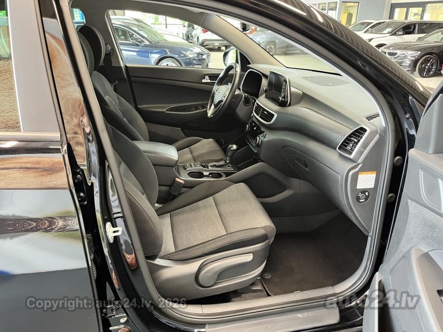 Melns Hyundai Tucson 2021 Tallina, ar dzinēja tilpumu 1.60 L un nobraukumu 108 tūkst. km par 15800 €, foto 7 vietnē AUTOMOTO.COM.LV