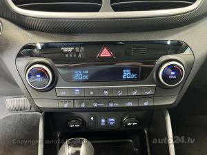 Melns Hyundai Tucson 2021 Tallina, ar dzinēja tilpumu 1.60 L un nobraukumu 108 tūkst. km par 15800 €, foto 18 vietnē AUTOMOTO.COM.LV