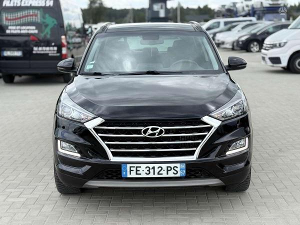 Melns Hyundai Tucson 2019 Tauragė, ar dzinēja tilpumu 1.60 L un nobraukumu 56 tūkst. km par 13200 €, foto 2 vietnē AUTOMOTO.COM.LV