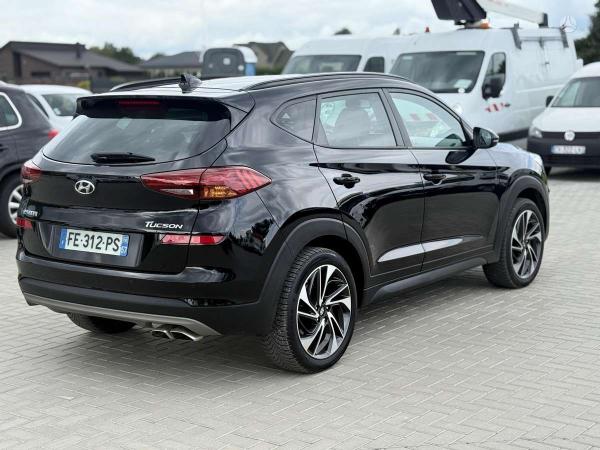 Melns Hyundai Tucson 2019 Tauragė, ar dzinēja tilpumu 1.60 L un nobraukumu 56 tūkst. km par 13200 €, foto 4 vietnē AUTOMOTO.COM.LV