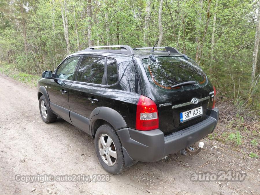 Черный Хендай Туксон 2006 в Таллин, объемом двигателя 2.00 л и пробегом 211 тыс. км за 2400 €, фото 4 на AUTOMOTO.COM.LV