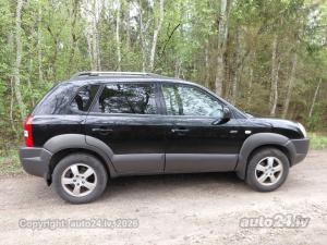 Черный Хендай Туксон 2006 в Таллин, объемом двигателя 2.00 л и пробегом 211 тыс. км за 2400 €, фото 6 на AUTOMOTO.COM.LV