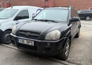 Black Hyundai Tucson 2007 in Tallinn, with an engine capacity of 2.00 L and mileage of 230 thousand km for 2999 €, photo  on AUTOMOTO.COM.LV