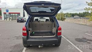 Zils Hyundai Tucson 2005 Rīga, ar dzinēja tilpumu 2.00 L un nobraukumu 253 tūkst. km par 2099 €, foto 9 vietnē AUTOMOTO.COM.LV