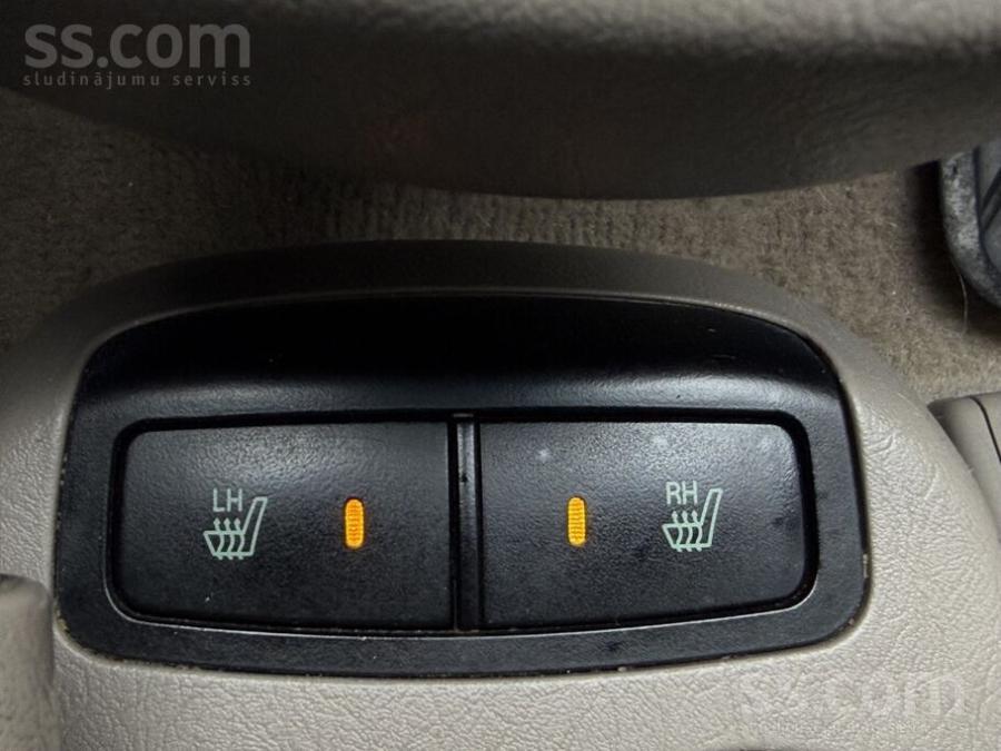 Zils Hyundai Tucson 2005 Rīga, ar dzinēja tilpumu 2.00 L un nobraukumu 254 tūkst. km par 2580 €, foto 19 vietnē AUTOMOTO.COM.LV