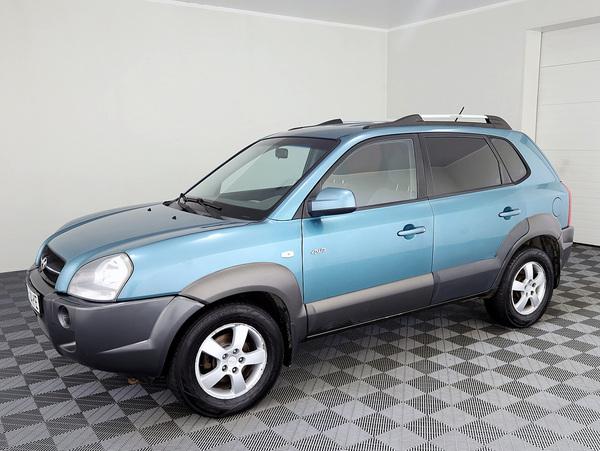 Hyundai Tucson 2006 Tallina vietnē Zils Hyundai Tucson 2006 Tallina, ar dzinēja tilpumu 2.00 L un nobraukumu 343 tūkst. km par 1299 €, foto 4 vietnē AUTOMOTO.COM.LV