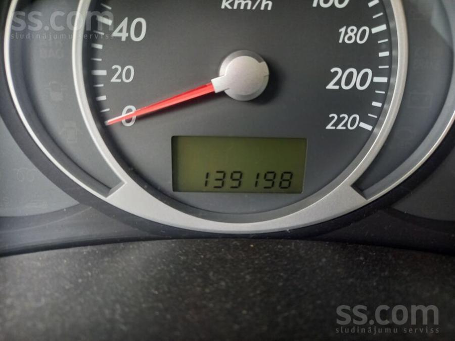 Zils Hyundai Tucson 2007 Rīga, ar dzinēja tilpumu 2.00 L un nobraukumu 139 tūkst. km par 1190 €, foto 3 vietnē AUTOMOTO.COM.LV