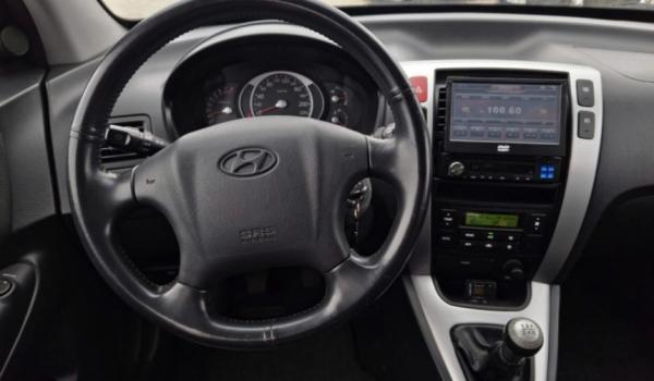 Zils Hyundai Tucson 2007 Rīga, ar dzinēja tilpumu 2.00 L un nobraukumu 246 tūkst. km par 3200 €, foto 1 vietnē AUTOMOTO.COM.LV