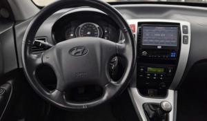 Zils Hyundai Tucson 2007 Rīga, ar dzinēja tilpumu 2.00 L un nobraukumu 246 tūkst. km par 3200 €, foto  vietnē AUTOMOTO.COM.LV
