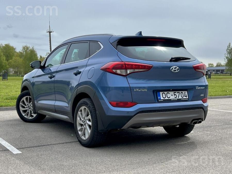 Zils Hyundai Tucson 2016 Cēsis, ar dzinēja tilpumu 2.00 L un nobraukumu 191 tūkst. km par 11900 €, foto 4 vietnē AUTOMOTO.COM.LV