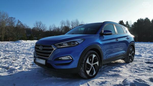 Blue Hyundai Tucson 2016 in Klaipeda, with an engine capacity of 1.60 L and mileage of 153 thousand km for 13000 €, photo 3 on AUTOMOTO.COM.LV