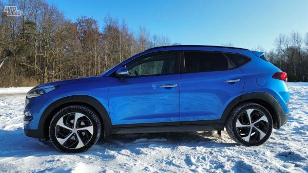 Blue Hyundai Tucson 2016 in Klaipeda, with an engine capacity of 1.60 L and mileage of 153 thousand km for 13000 €, photo 4 on AUTOMOTO.COM.LV