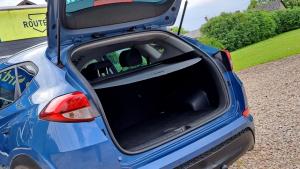 Blue Hyundai Tucson 2016 in Riga, with an engine capacity of 1.70 L and mileage of 205 thousand km for 10990 €, photo 15 on AUTOMOTO.COM.LV