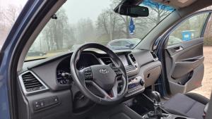 Blue Hyundai Tucson 2016 in Riga, with an engine capacity of 1.70 L and mileage of 205 thousand km for 10990 €, photo 18 on AUTOMOTO.COM.LV