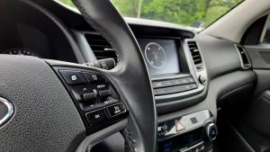 Blue Hyundai Tucson 2016 in Riga, with an engine capacity of 1.70 L and mileage of 205 thousand km for 10990 €, photo 24 on AUTOMOTO.COM.LV
