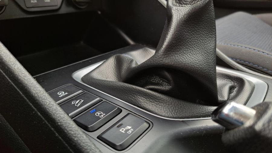 Blue Hyundai Tucson 2016 in Riga, with an engine capacity of 1.70 L and mileage of 205 thousand km for 10990 €, photo 34 on AUTOMOTO.COM.LV