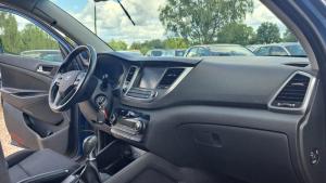 Blue Hyundai Tucson 2016 in Riga, with an engine capacity of 1.70 L and mileage of 205 thousand km for 10990 €, photo 42 on AUTOMOTO.COM.LV