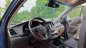 Blue Hyundai Tucson 2016 in Riga, with an engine capacity of 1.70 L and mileage of 205 thousand km for 10990 €, photo 53 on AUTOMOTO.COM.LV
