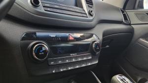 Blue Hyundai Tucson 2016 in Riga, with an engine capacity of 1.70 L and mileage of 205 thousand km for 10990 €, photo 55 on AUTOMOTO.COM.LV