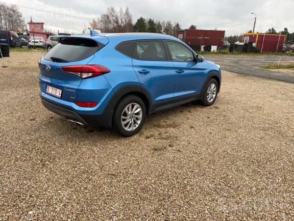 Blue Hyundai Tucson 2017 in Riga, with an engine capacity of 1.60 L and mileage of 0 thousand km for 12999 €, photo 6 on AUTOMOTO.COM.LV