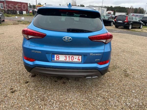 Blue Hyundai Tucson 2017 in Riga, with an engine capacity of 1.60 L and mileage of 0 thousand km for 12999 €, photo 7 on AUTOMOTO.COM.LV
