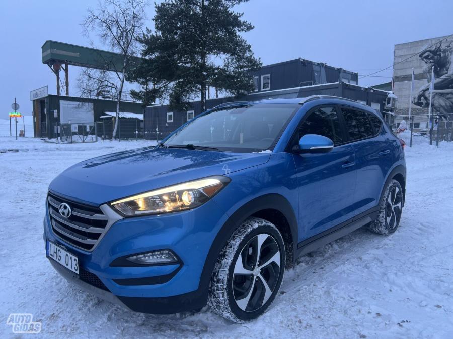 Blue Hyundai Tucson 2017 in Vilnius, with an engine capacity of 1.60 L and mileage of 88 thousand km for 13499 €, photo 1 on AUTOMOTO.COM.LV