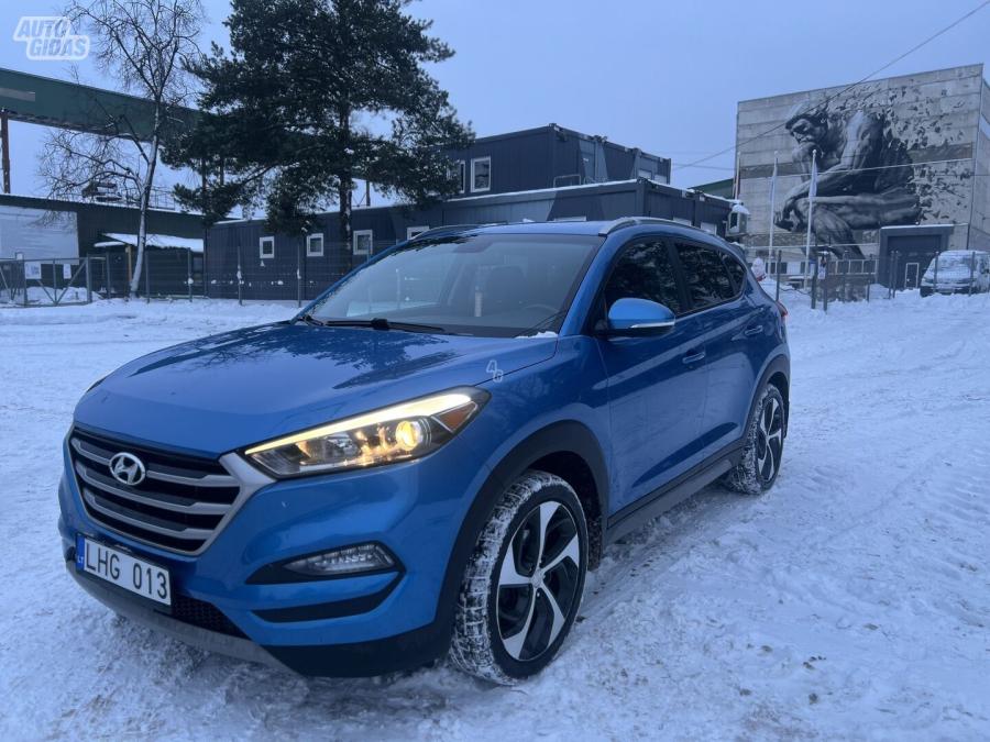 Blue Hyundai Tucson 2017 in Vilnius, with an engine capacity of 1.60 L and mileage of 88 thousand km for 13499 €, photo 2 on AUTOMOTO.COM.LV