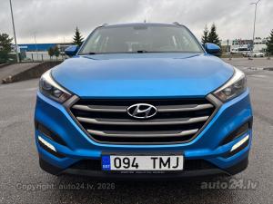 Blue Hyundai Tucson 2017 in Paide, with an engine capacity of 1.70 L and mileage of 411 thousand km for 7890 €, photo 3 on AUTOMOTO.COM.LV