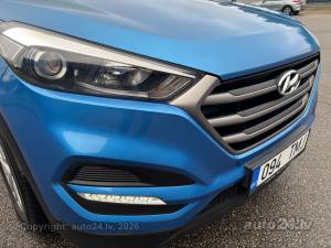 Blue Hyundai Tucson 2017 in Paide, with an engine capacity of 1.70 L and mileage of 411 thousand km for 7890 €, photo 8 on AUTOMOTO.COM.LV