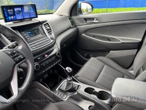Blue Hyundai Tucson 2017 in Paide, with an engine capacity of 1.70 L and mileage of 411 thousand km for 7890 €, photo 13 on AUTOMOTO.COM.LV
