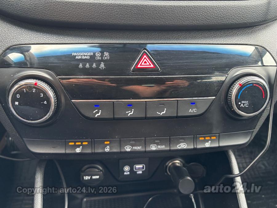 Blue Hyundai Tucson 2017 in Paide, with an engine capacity of 1.70 L and mileage of 411 thousand km for 7890 €, photo 20 on AUTOMOTO.COM.LV