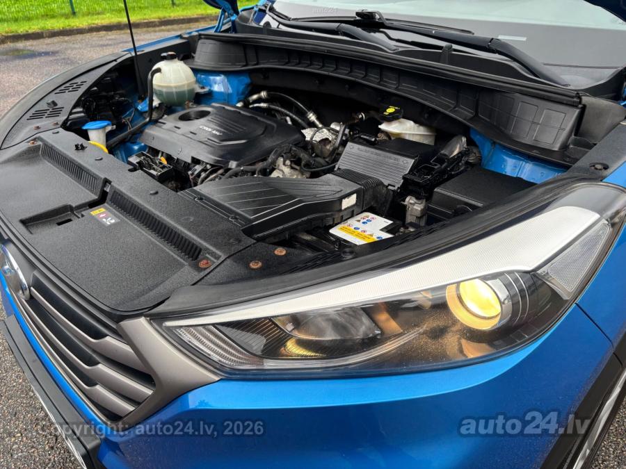 Blue Hyundai Tucson 2017 in Paide, with an engine capacity of 1.70 L and mileage of 411 thousand km for 7890 €, photo 28 on AUTOMOTO.COM.LV