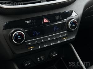 Zils Hyundai Tucson 2018 Cēsis, ar dzinēja tilpumu 1.60 L un nobraukumu 253 tūkst. km par 10900 €, foto 19 vietnē AUTOMOTO.COM.LV