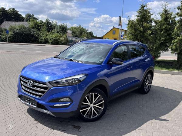 Blue Hyundai Tucson 2018 in Taurage, with an engine capacity of 1.69 L and mileage of 145 thousand km for 10750 €, photo 2 on AUTOMOTO.COM.LV